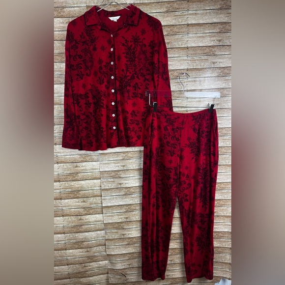 Soma | Intimates & Sleepwear | Soma Red And Black Floral Pajama Set Sz ...